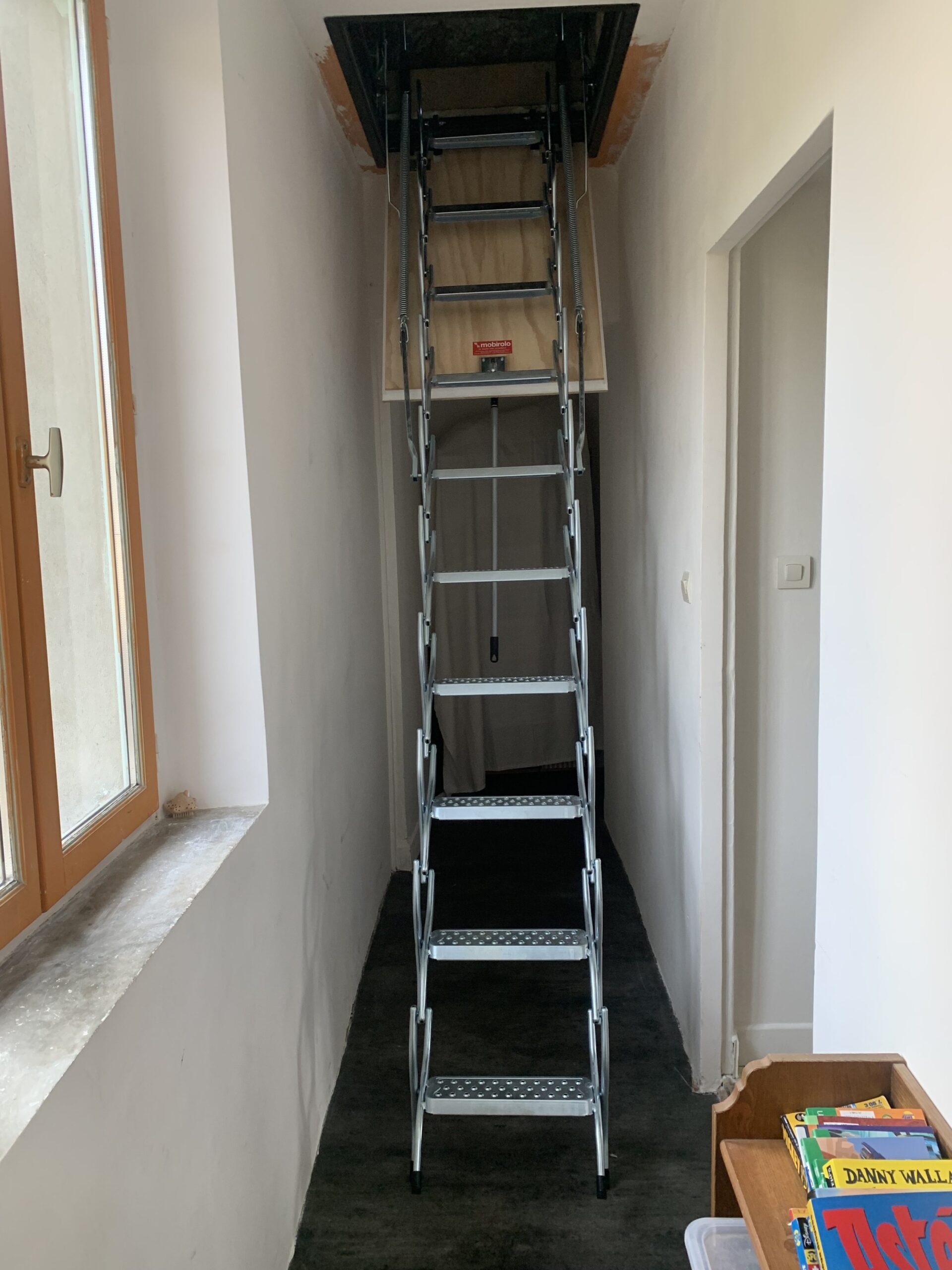 Escalier Pliant Pour Grenier : Gagnez De L’espace Et Accédez Facilement ...